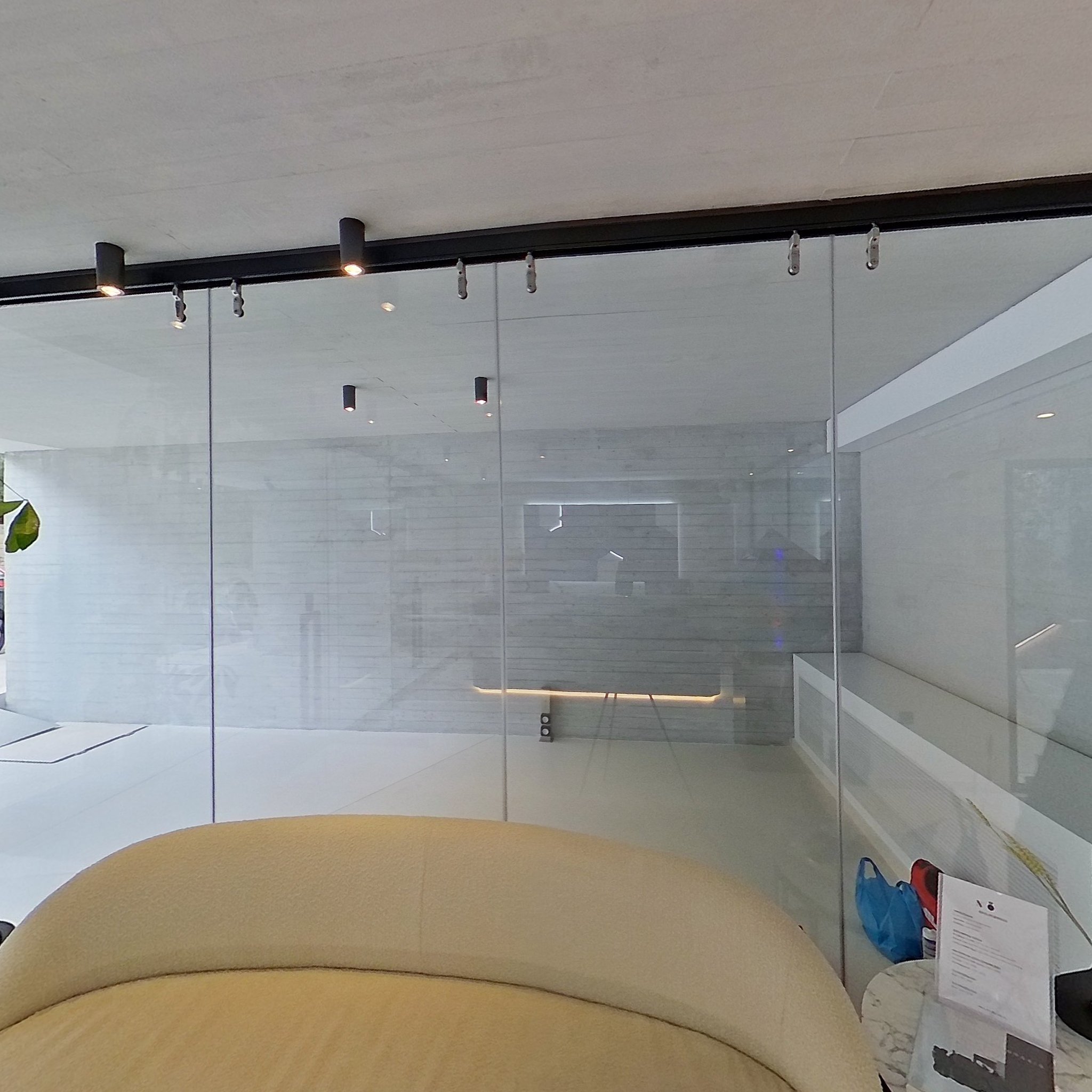 iGUIDE 3D Tour for 13 Mouson, Athina,